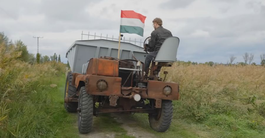 20 évig állt egy udvaron ez a Dutra dömper, most beindították! - Hogy ...
